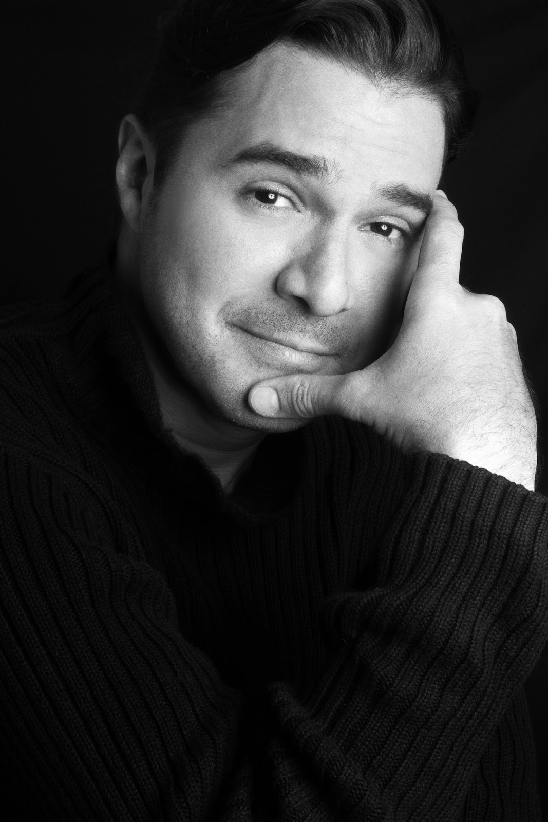 INSIDE ADRIAN DELGADO | Hache