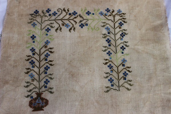 California Stitcher: Spring gifts & Stitchin!