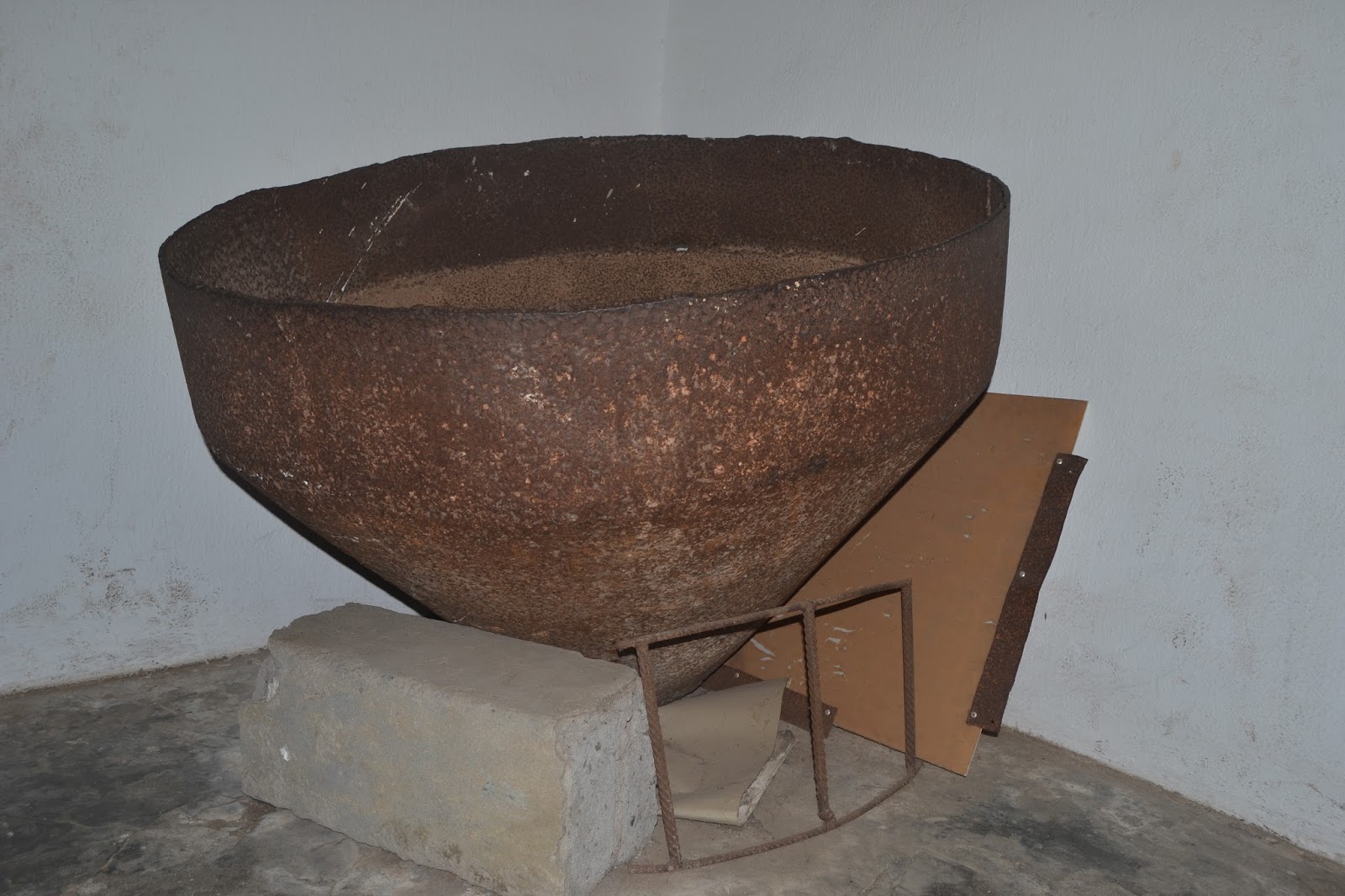 Photowalk in Badagry: Chief Mobee Royal Family Original Slave Relic ...