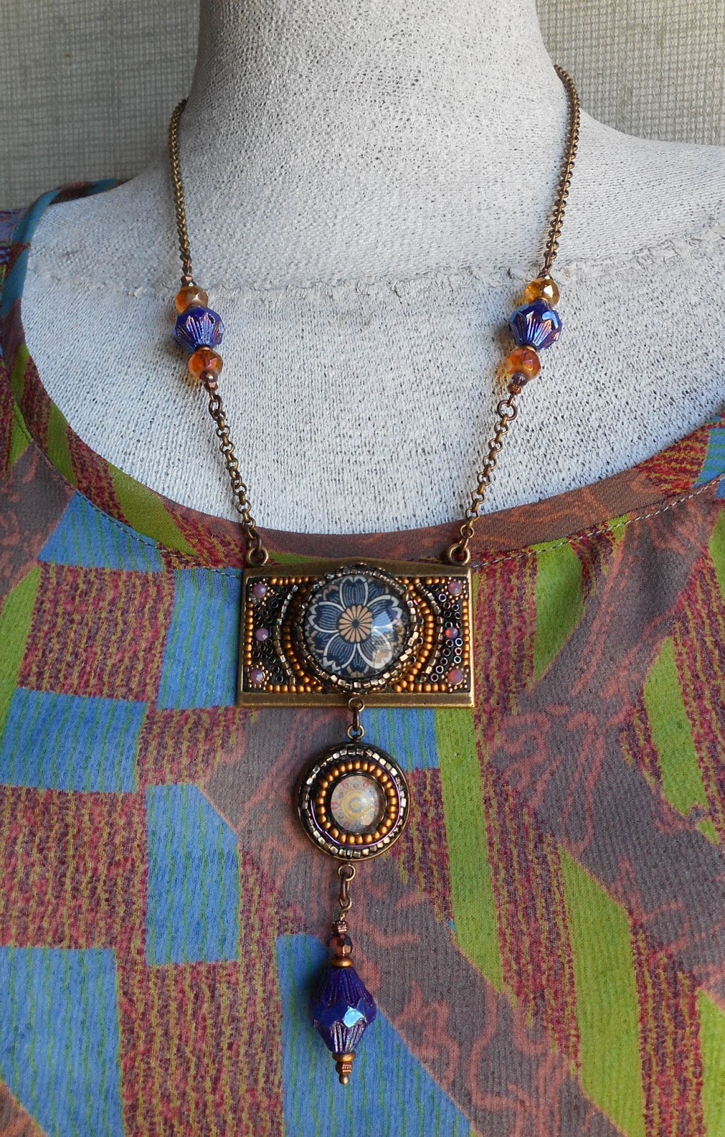 Pearl Red Moon Art: 2015