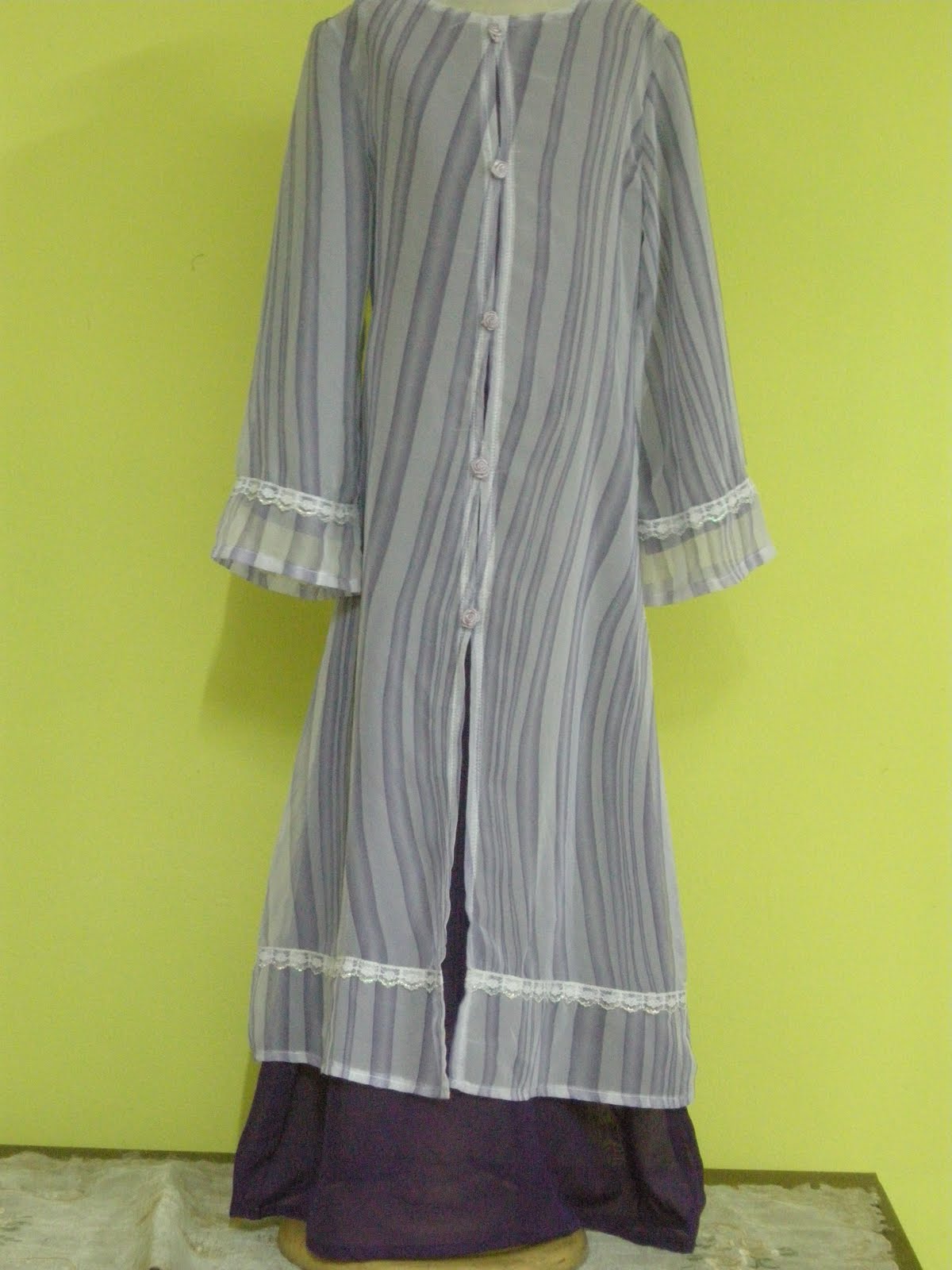 srisutera: GAUN LABUH / JUBAH MODEN UNTUK KANAK-KANAK