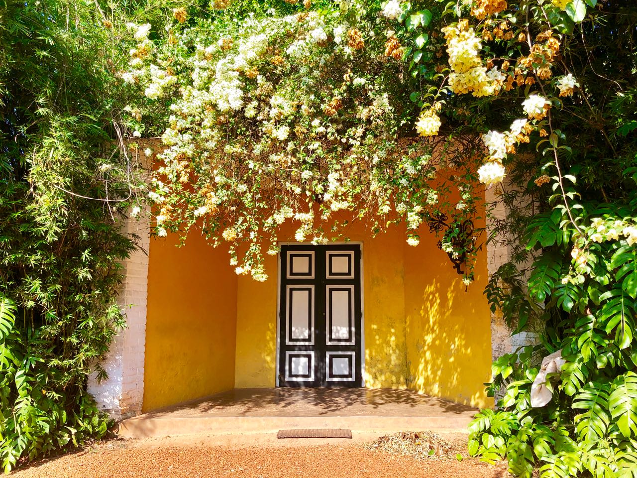 Bevis Bawa's Sri Lankan masterpiece - The Brief Garden