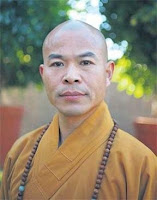 SHAOLIN KUNG FU MADRID: Gran Maestro Shi De Yang - Maestro de Maestros