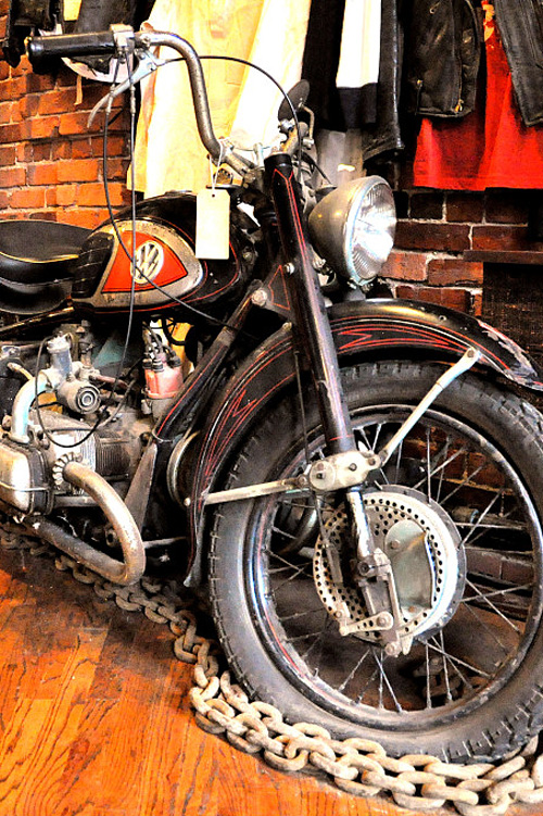 Burrito Bros. Customware: Dutch Volkswagen Harley-Davidson XA