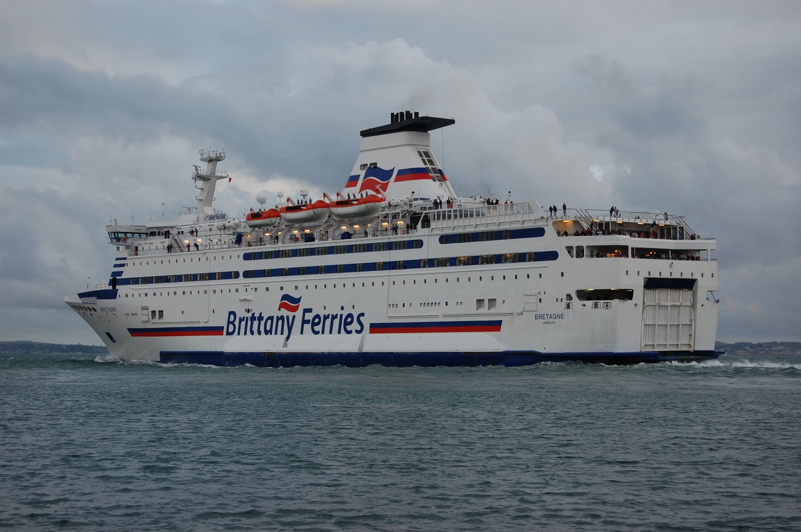 BRITTANY FERRIES: PORTSMOUTH PARADE OF BRITTANY FERRIES SHIPS
