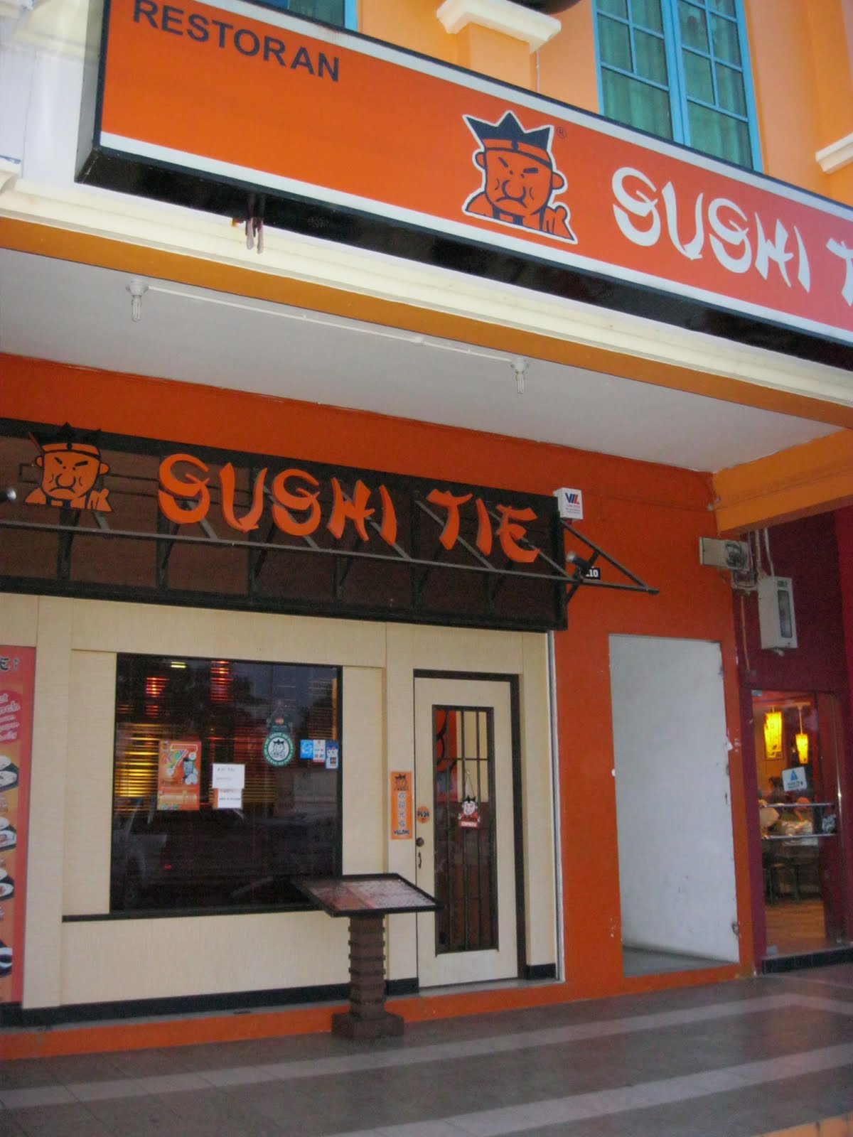 Sushi Tie