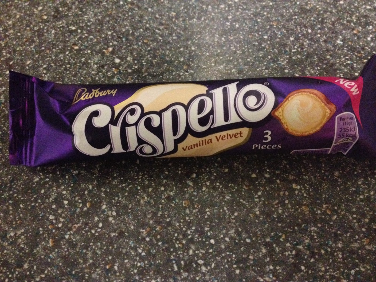 A Review A Day: Today's Review: Cadbury Crispello Vanilla Velvet