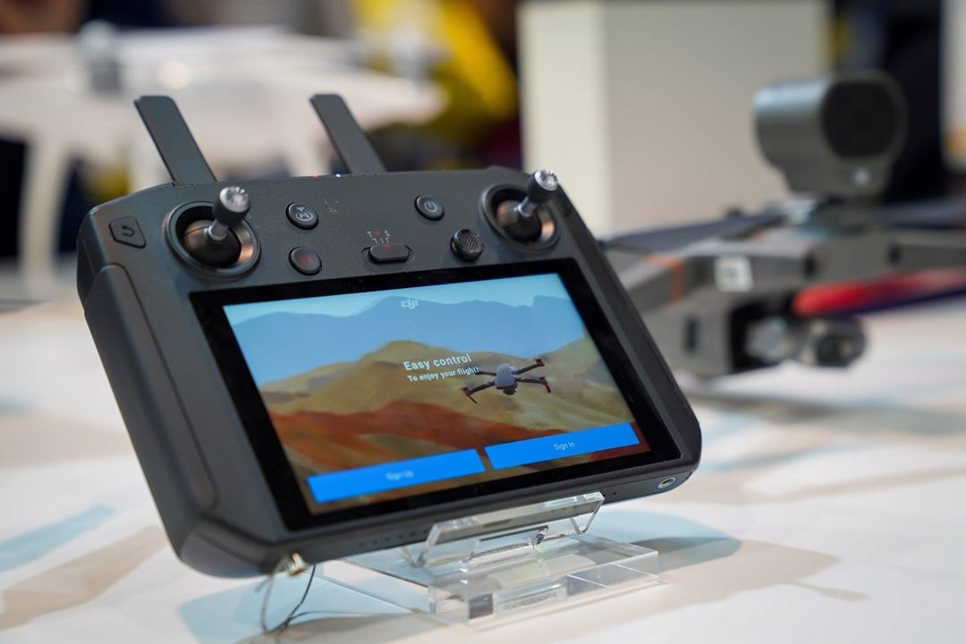 DJI Smart Controller, ottimizzazioni con il firmware del 1 marzo ...