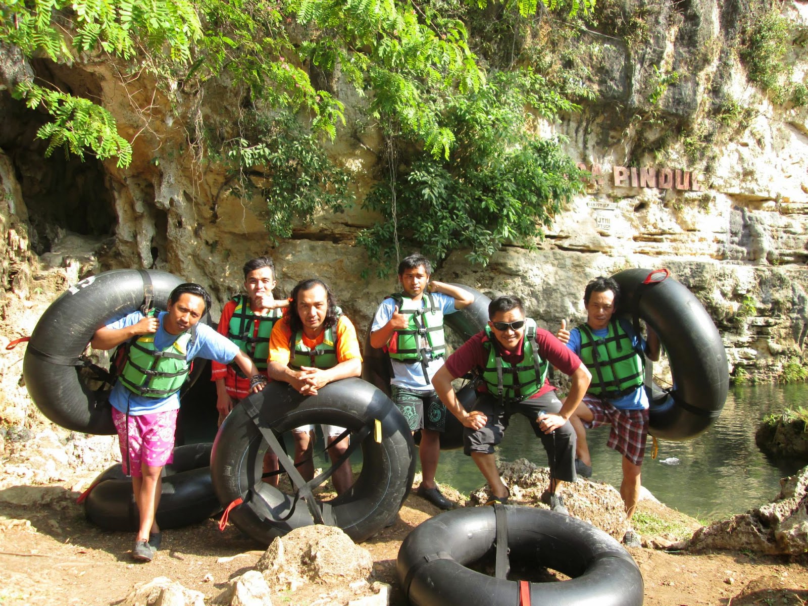 Guide Gunung Cave Tubing Goa Pindul Dan Sungai Oyo - Dieng Indonesia