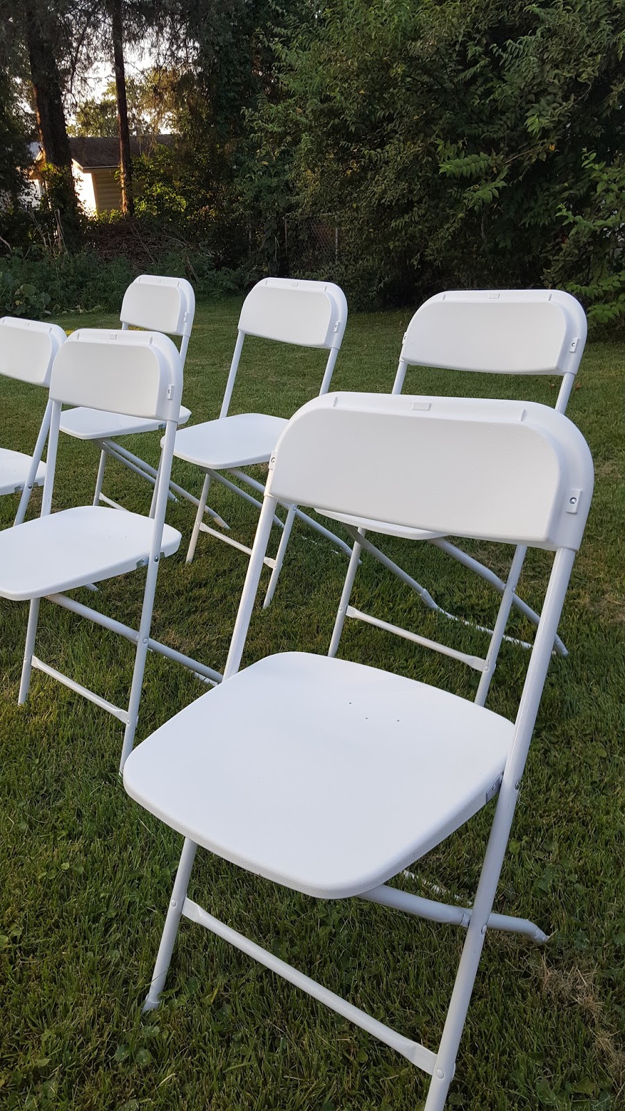 sterling va chairs and tables for rent / se rentan sillas y mesas