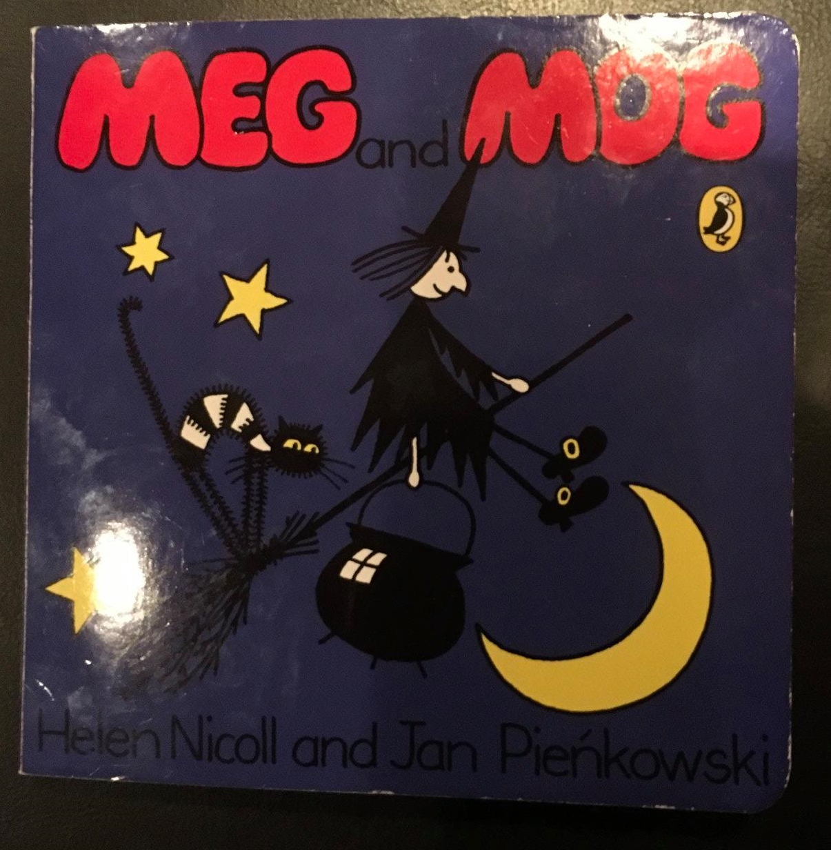 Vraie fiction: Meg and Mog