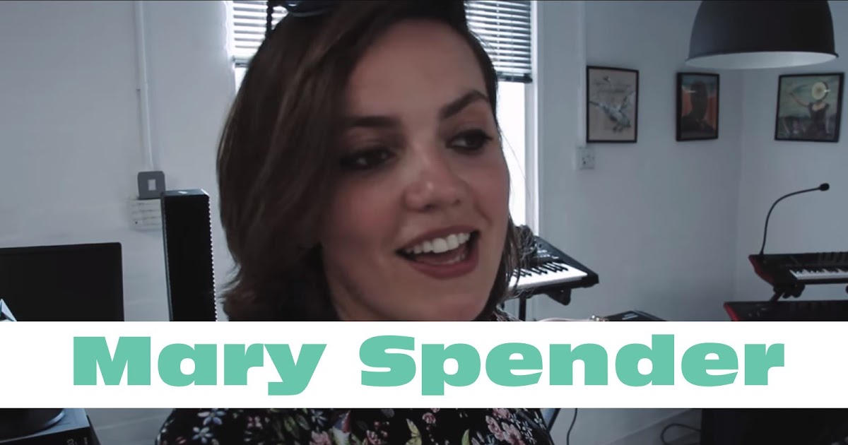 Mary Spender: Two Hot Days In July with Hannah and Annie