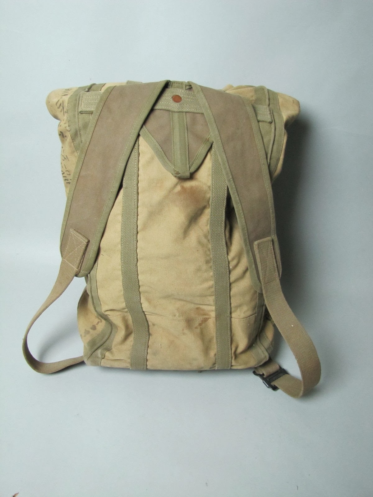 Webbingbabel: WWII USN / USMC Medic Corpsman Backpack