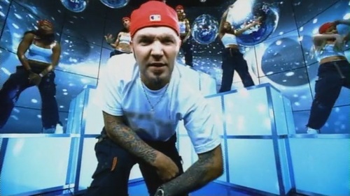 Music and Memories: Rollin' (Air Raid Vehicle) by Limp Bizkit (2000)