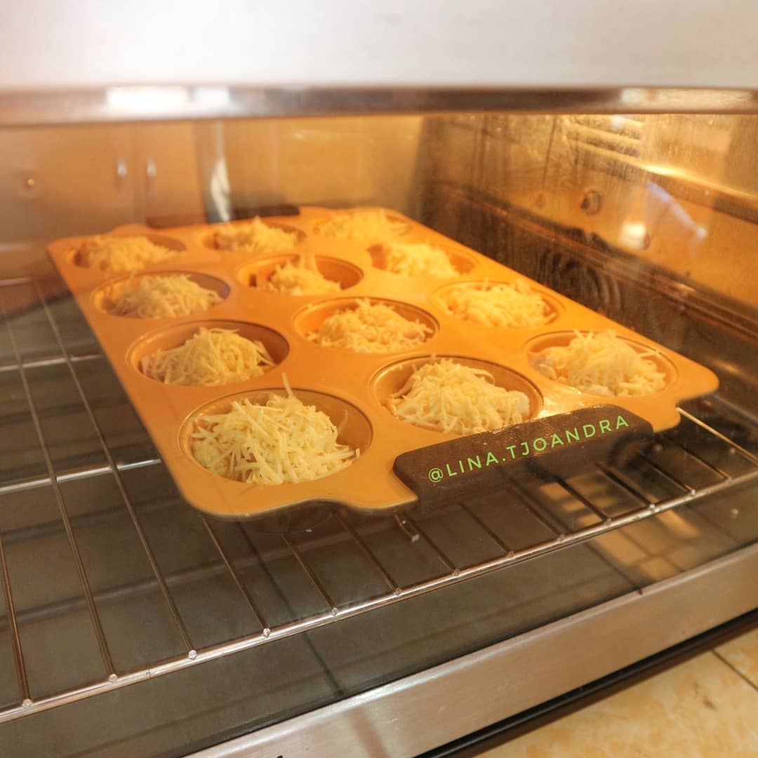 MUFFIN ROTI TAWAR dengan TELUR SOSIS KEJU. Roti Sisa Jadi Rebutan ...