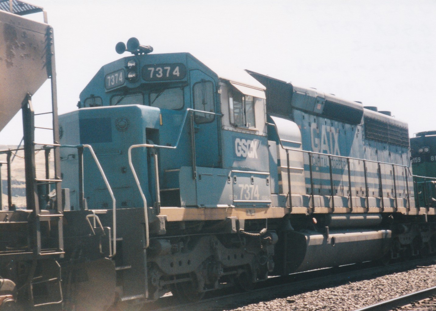 TrainPages: Trains in Wishram in June 1997