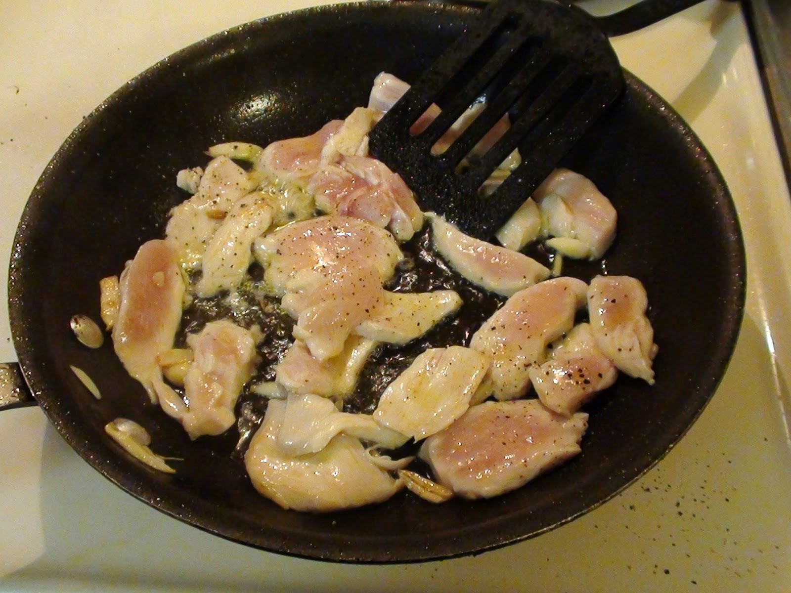zsuzsa is in the kitchen: MUSHROOM ASIAGO CHICKEN