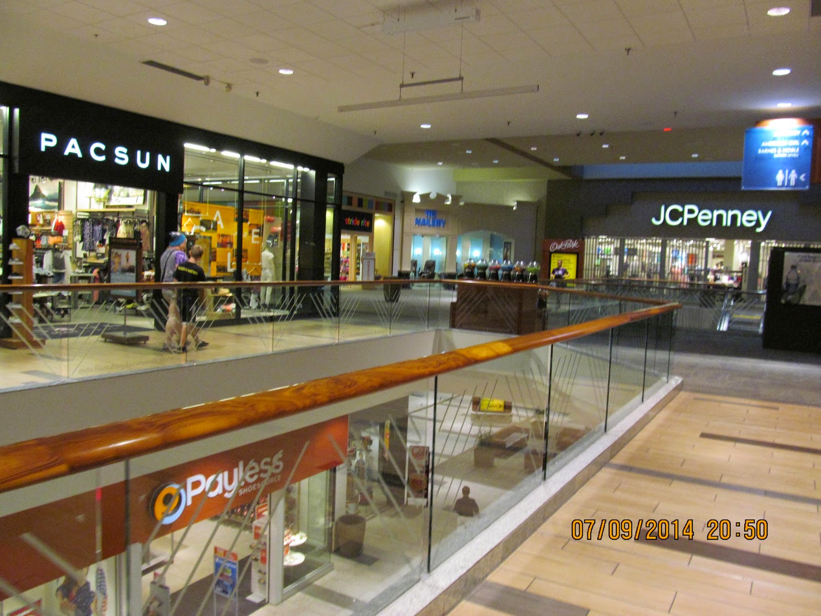Trip to the Mall: Oak Park Mall- (Overland Park, KS)