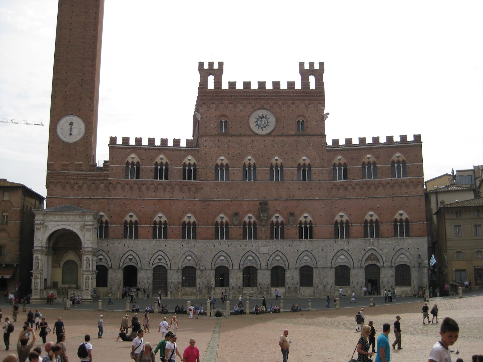 Reflections on Renaissance Art: Siena's Palazzo Pubblico Reflections on Renaissance Art: Siena's Palazzo Pubblico