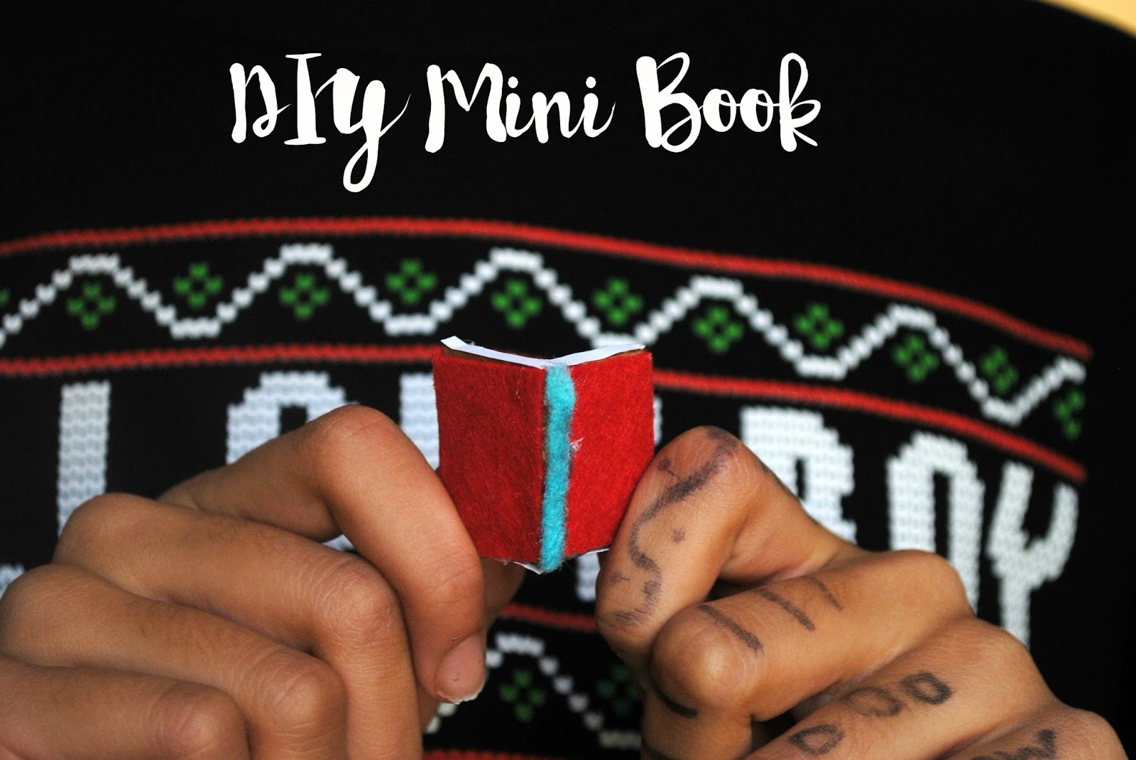 bookmarkd: DIY Mini Book