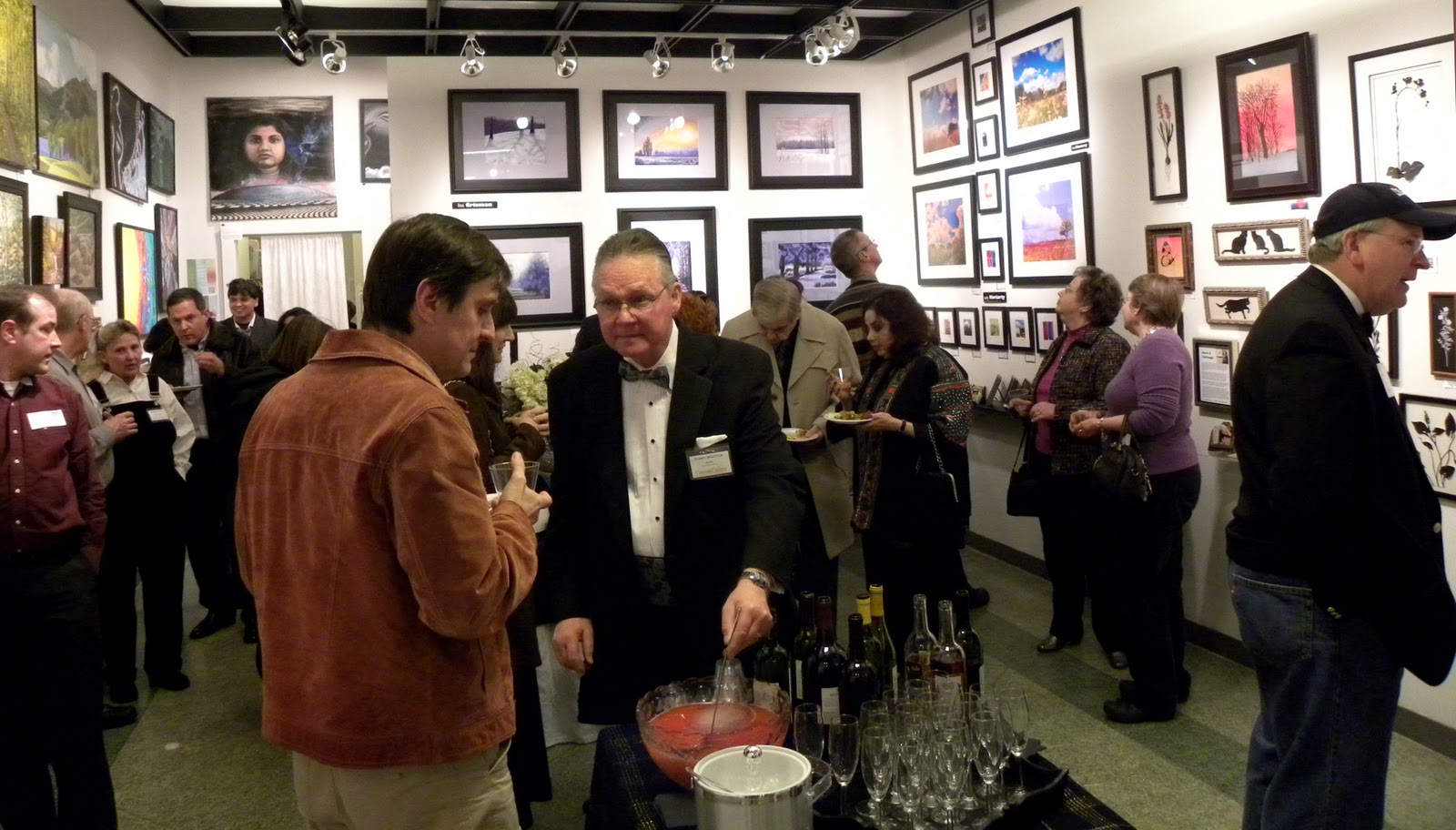 Gateway Gallery: Gateway Gallery Grand Opening ... a Grand Success!