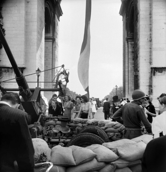 Los Grandes Fotografos: Pierre Jahan (1909-2003)