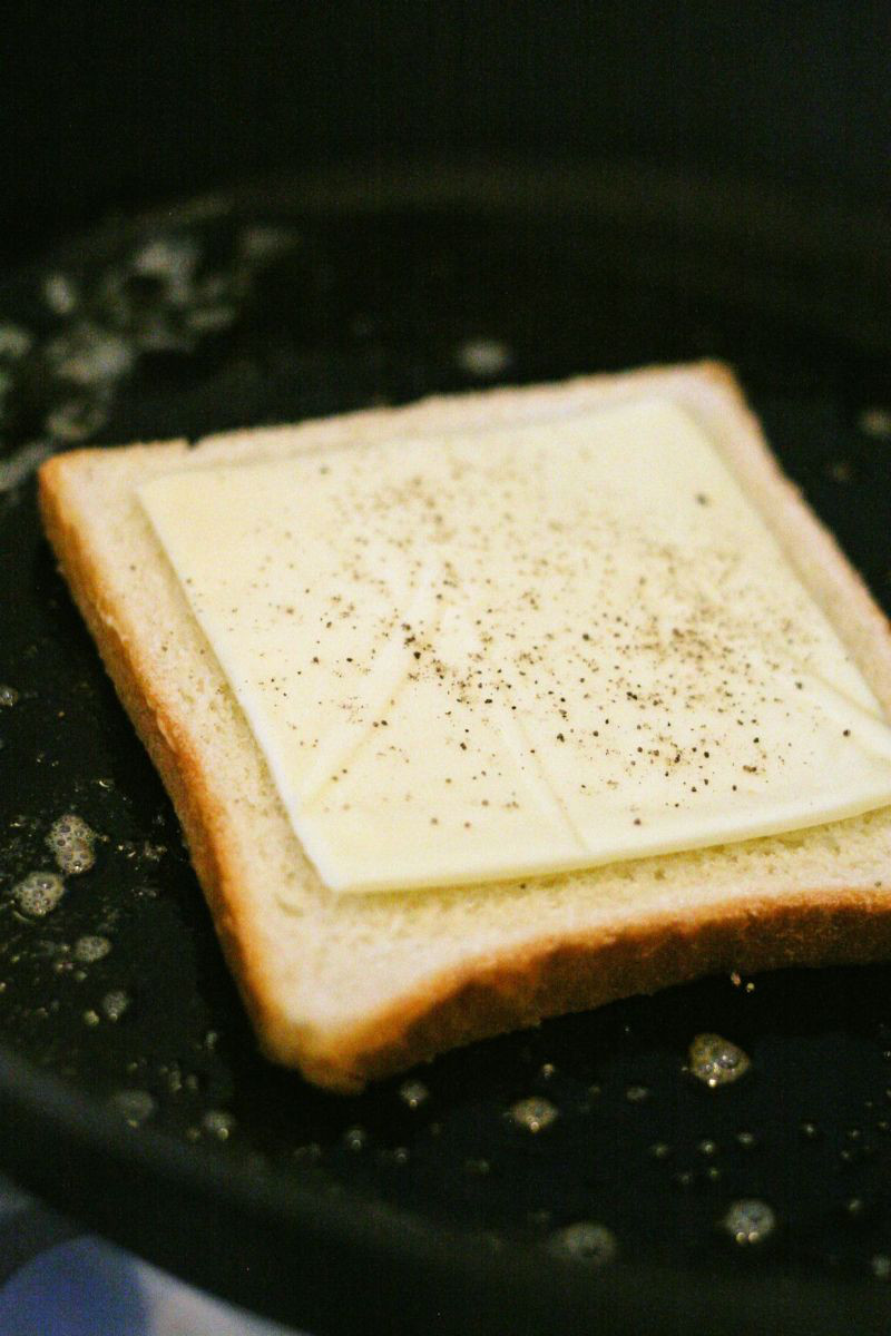 Perfectly imperfect : Classic Grilled Cheese Sandwich