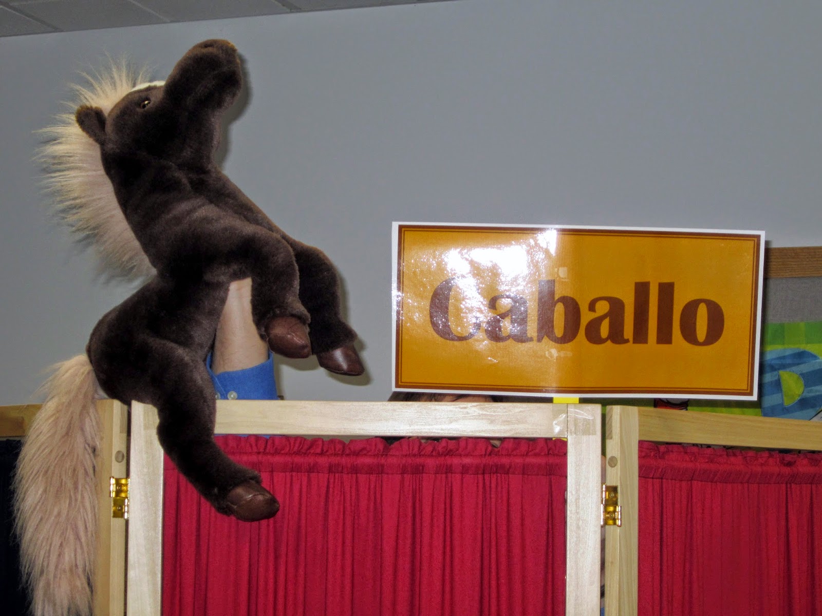 Beyond the Book Storytimes: From Head to Toe with Puppets, Spanish, and ...