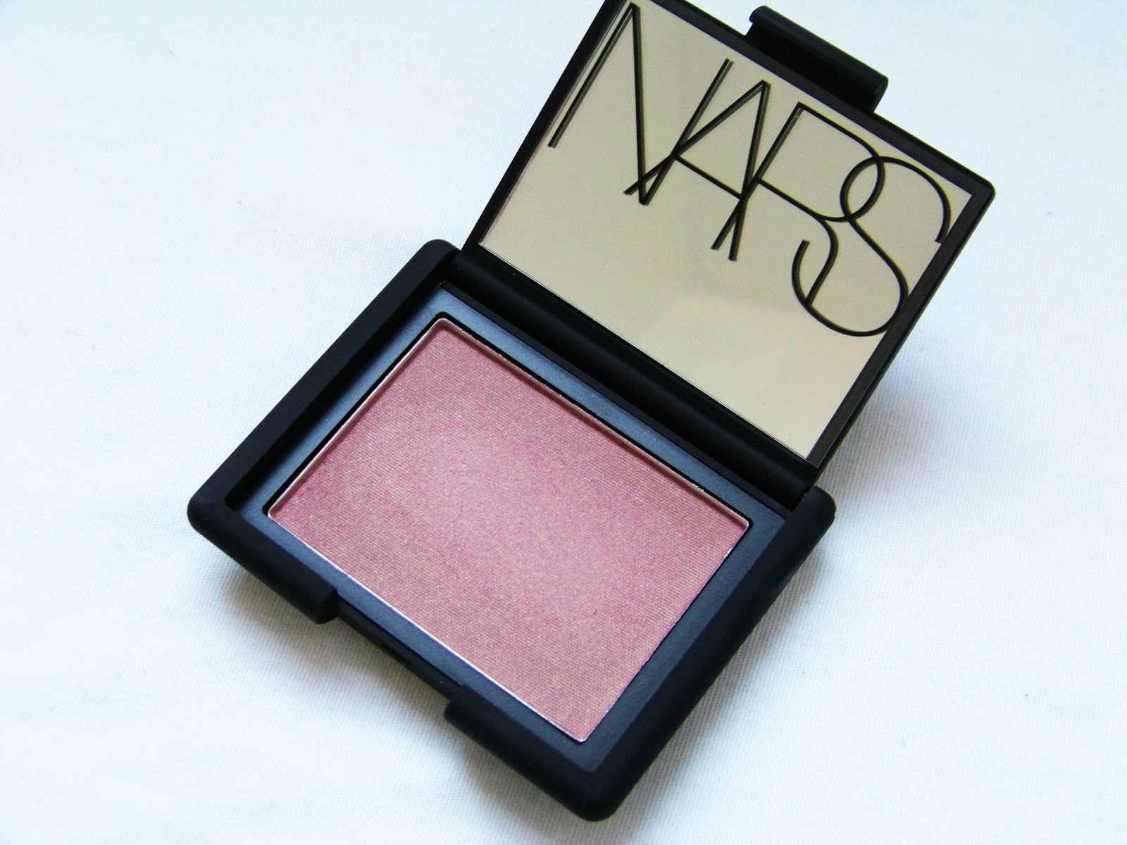 Glamorous Mommy: Nars Blush in Sin