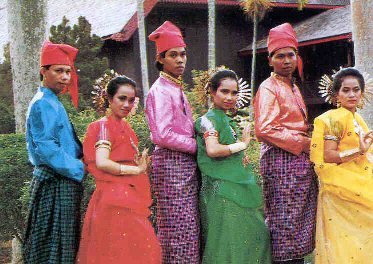 Bugis Culture In Makassar | Pariwisata Indonesia