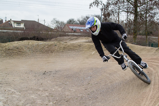 Technique en test: la photo de Sport (Vélo Cross) - | URBAN PHOTOGRAPHER