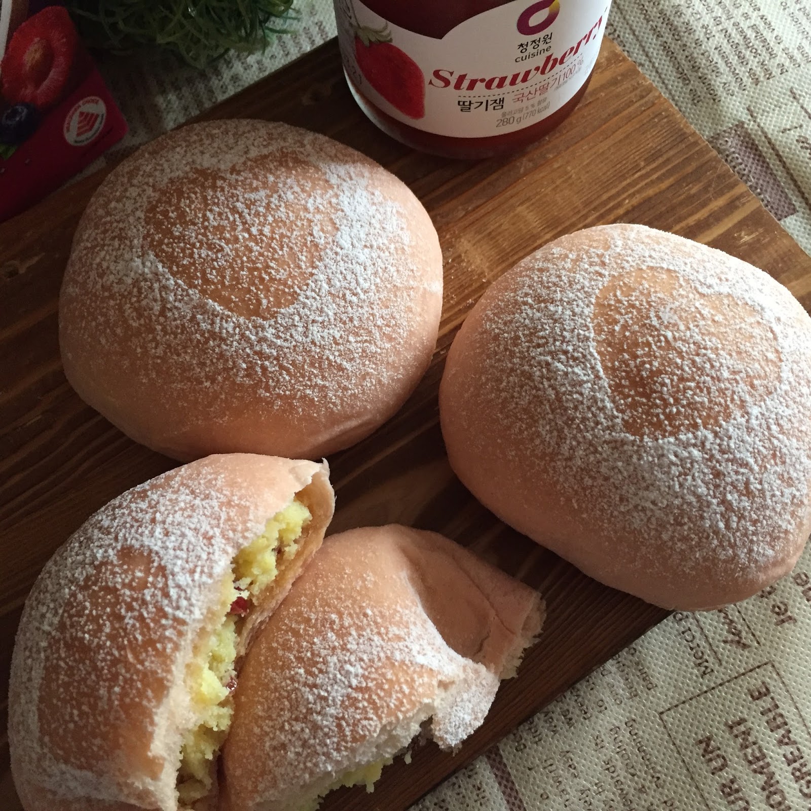 My Mind Patch: Sweet Berry Bun 莓子奶酥甜面包