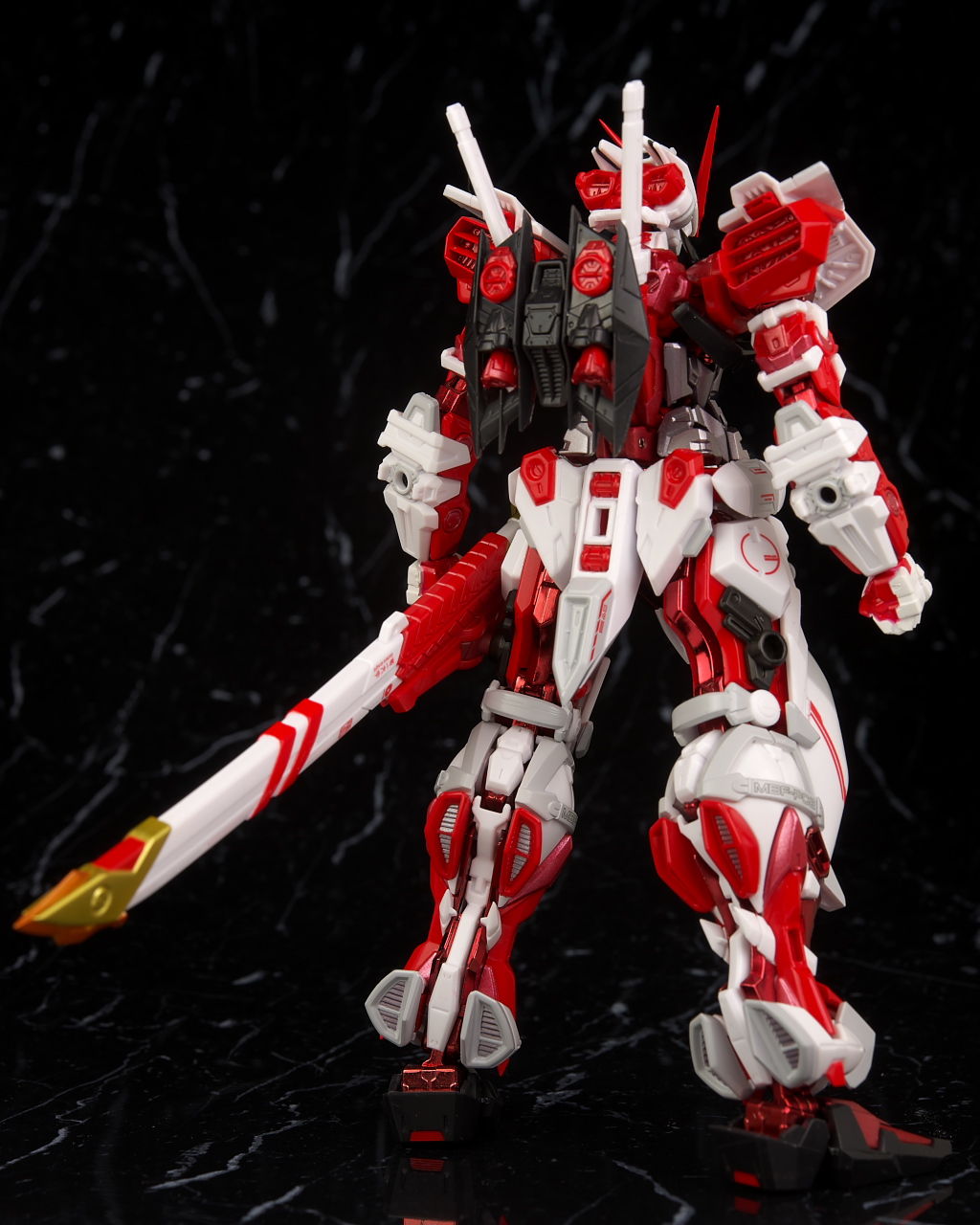 GUNDAM GUY: METAL BUILD Gundam Astray Red Frame - Review by Hacchaka