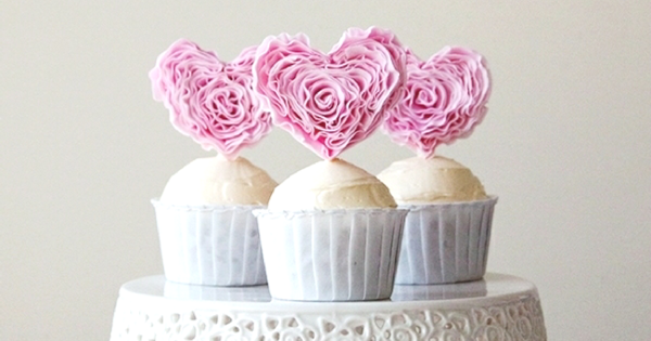 Giveaway | Ruffle Heart Fondant Cupcake Toppers - Party Ideas | Party ...