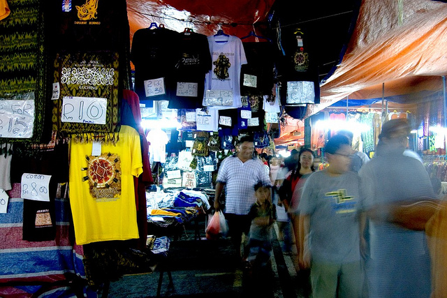 Interesting Places In Malaysia: Jalan Satok Sunday Market|Interesting ...