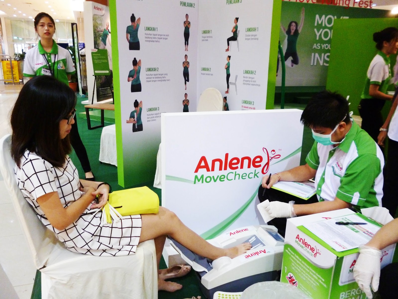 CeCeDingDing: Move young with Anlene MoveMax™