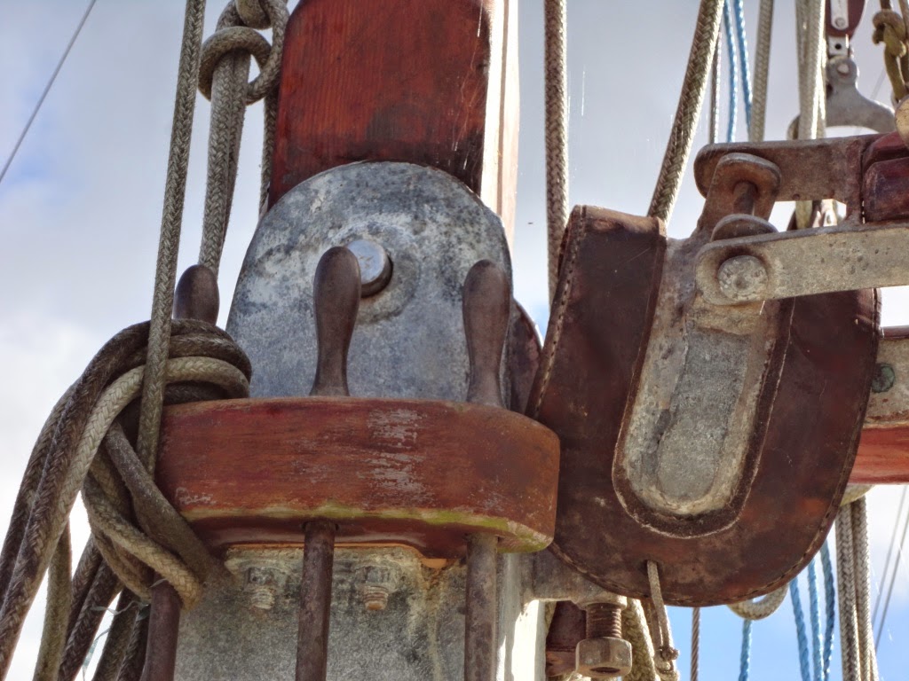 Winter Work on our 20' Heard Mevagissey Tosher: Mast and Rigging for ...