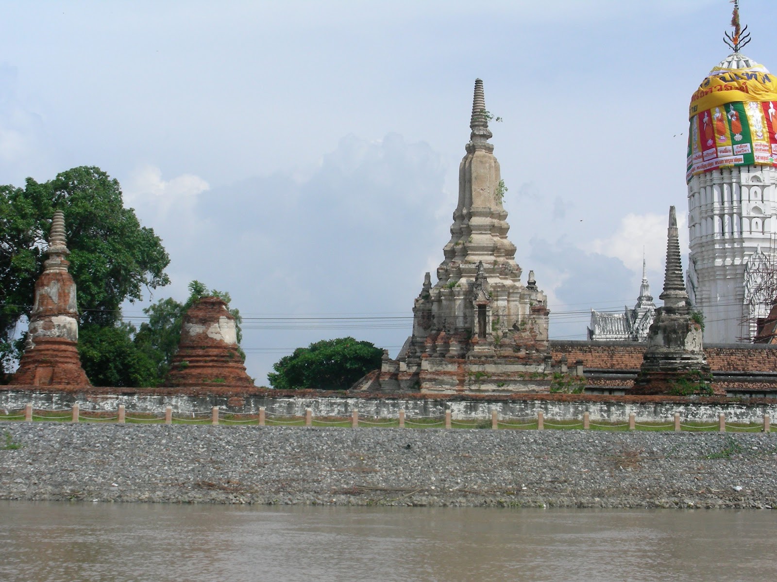 www.fromatravellersdesk.com: Things to Remember About Ayutthaya