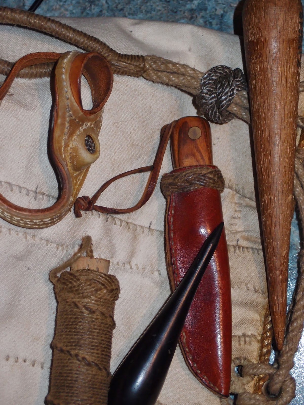 The Log of Hagoth: A proper sailor's knife with some history