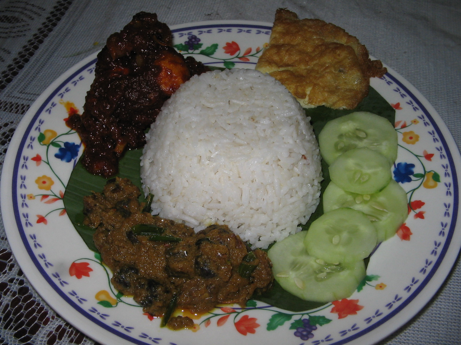 Kasih Nan Abadi..Selamanya..::~: Nasi Lemak + Rendang Kerang + Sambal Ayam
