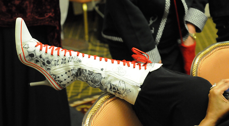 Zentangle: Nice Boots!