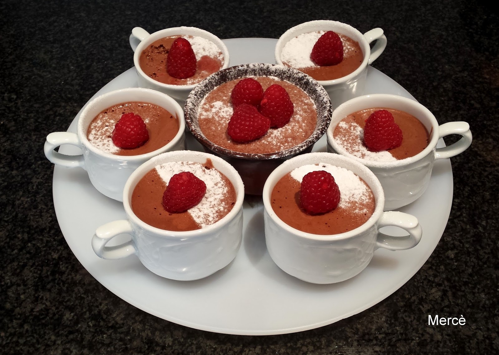 CUINA: Mousse de chocolate con frambuesas