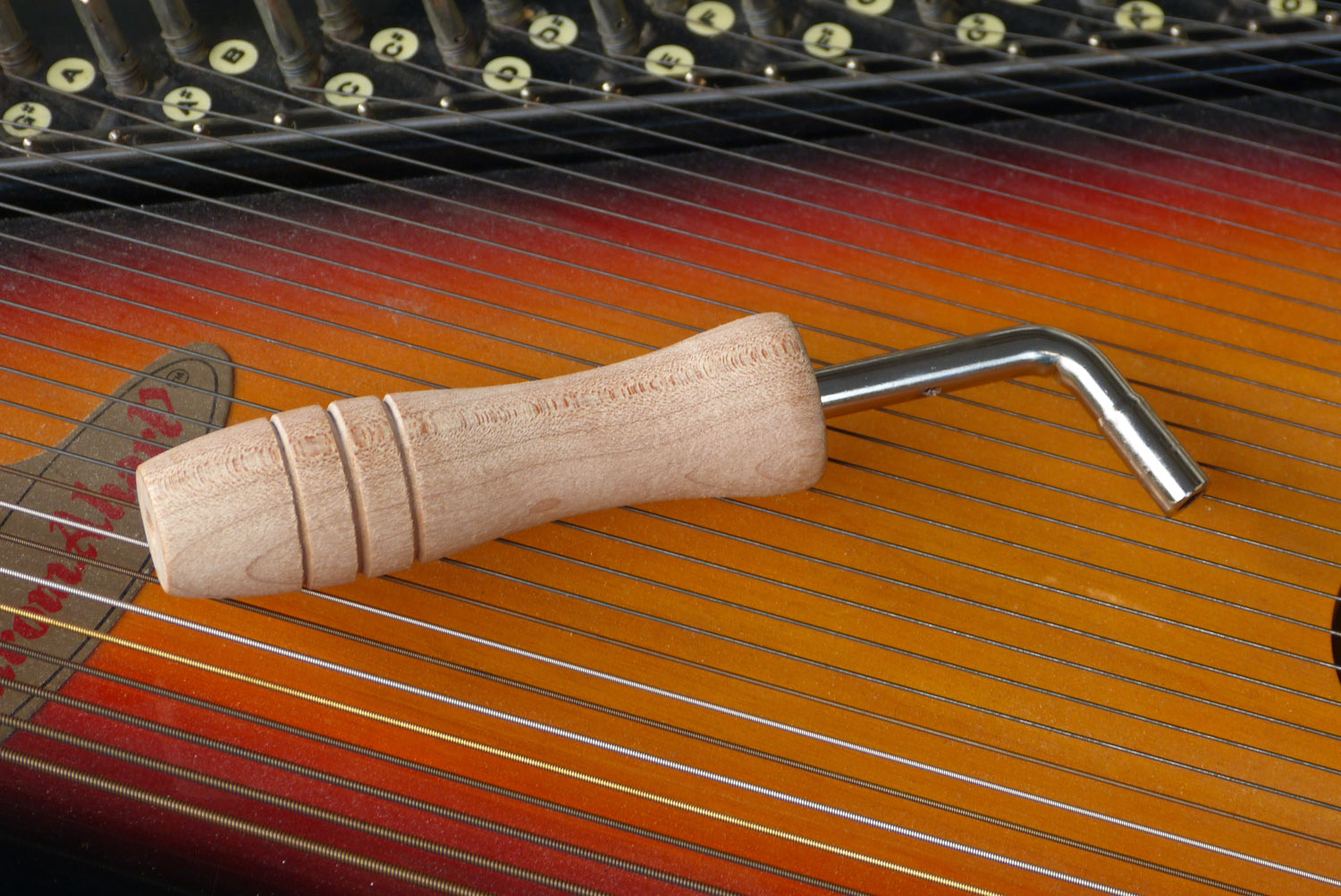 1960s Sekova "ChromAharP" 12-Key Autoharp