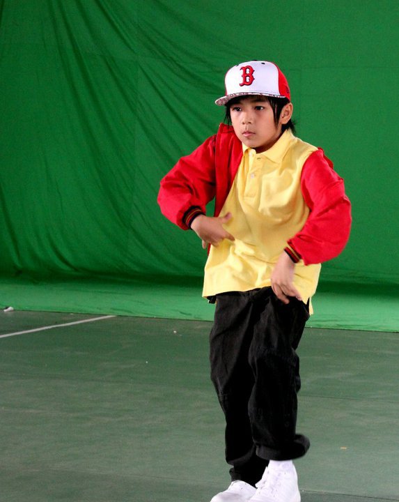 Brandon - In ACTION 2010 INDONESIA MENCARI BAKAT