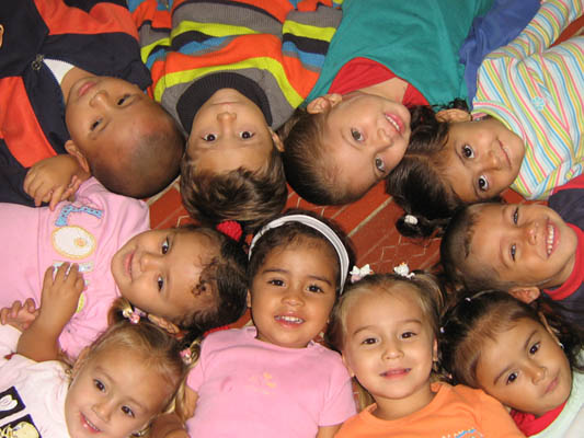 DEBAE PEDAGÓGICO: 2° domingo de abril: "Día del Niño Peruano"