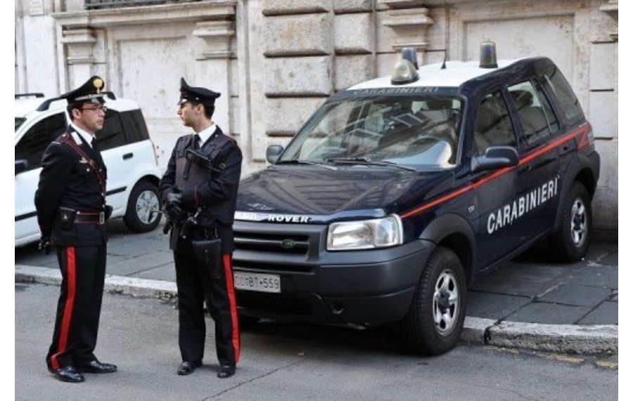 Tuscumbria: Italian Police