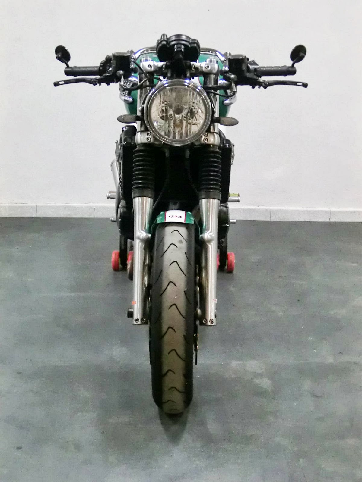 Thunderbird Sport H-C Sinclair - RocketGarage - Cafe Racer Magazine