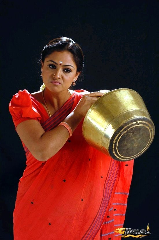 Beautiful Indian Actress Picture-Photo Collection: Simran in Saree www ...