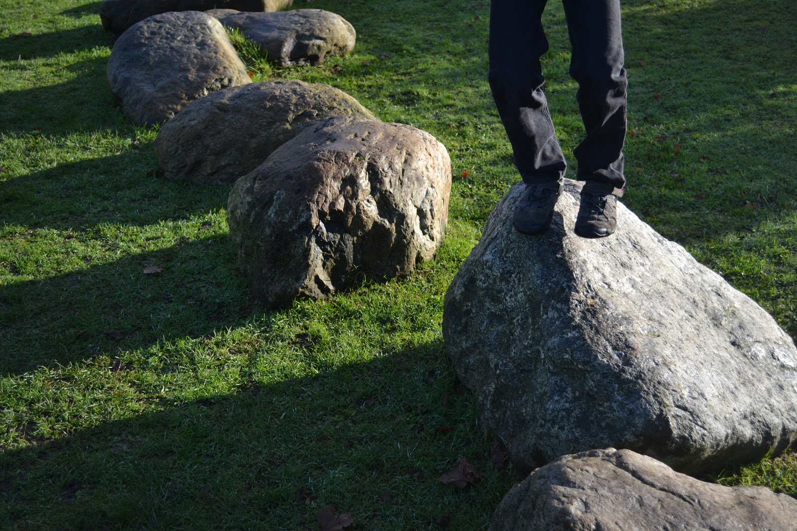 Out2play in the garden: Children’s Playgrounds and Outdoor Gyms