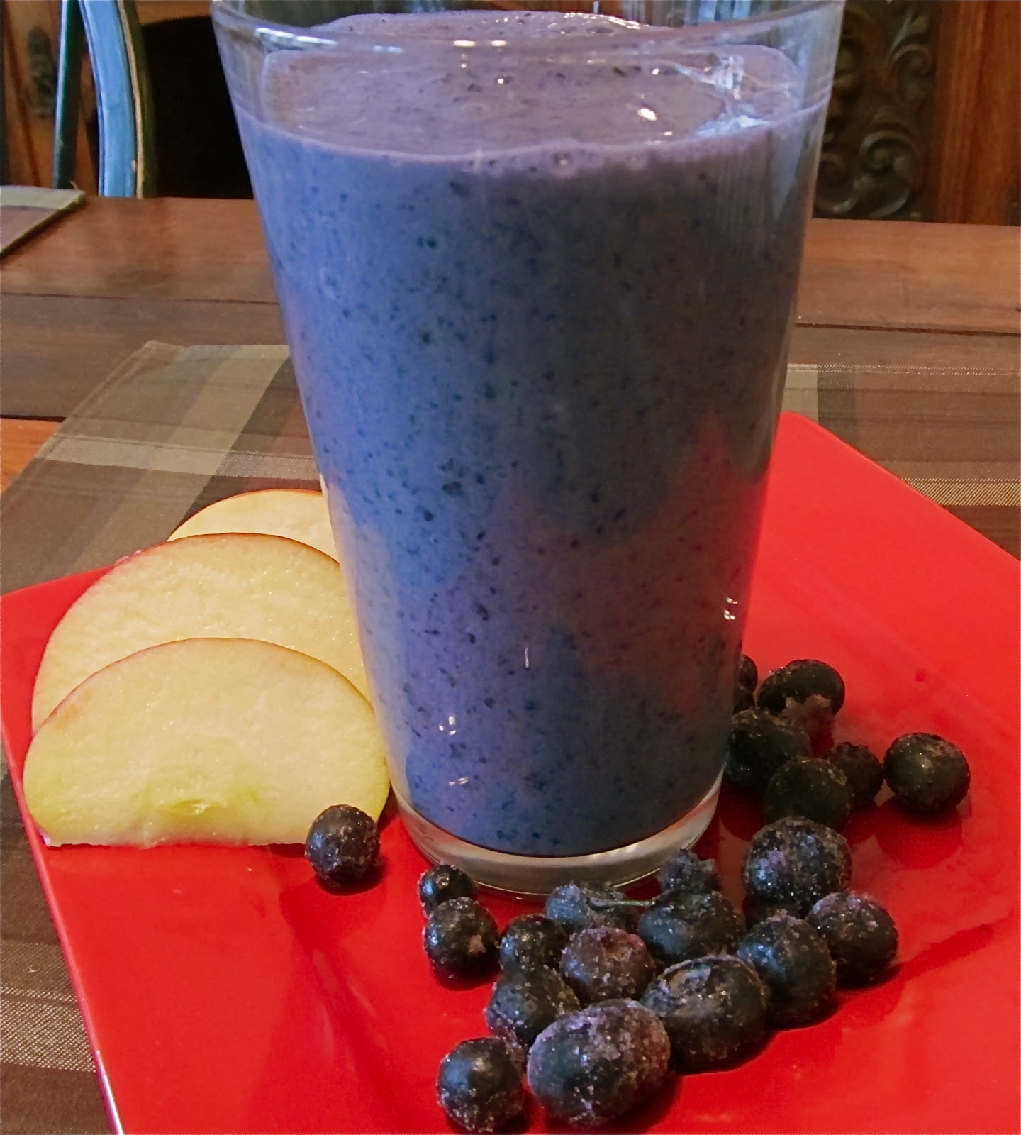 Day Twenty Two: Fruit Smoothie with Mixed Berries and Spinach